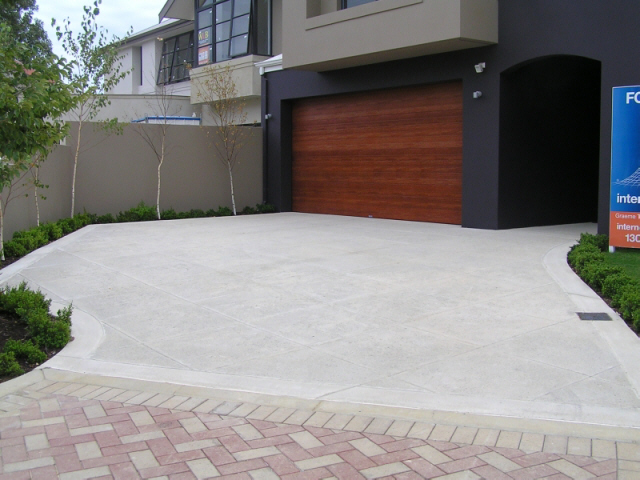 Easy Pour Liquid Limestone Gallery